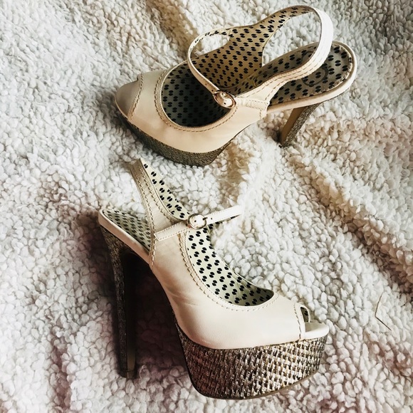 Jessica Simpson | Shoes | Jessica Simpson Cream Platform Heels | Poshmark